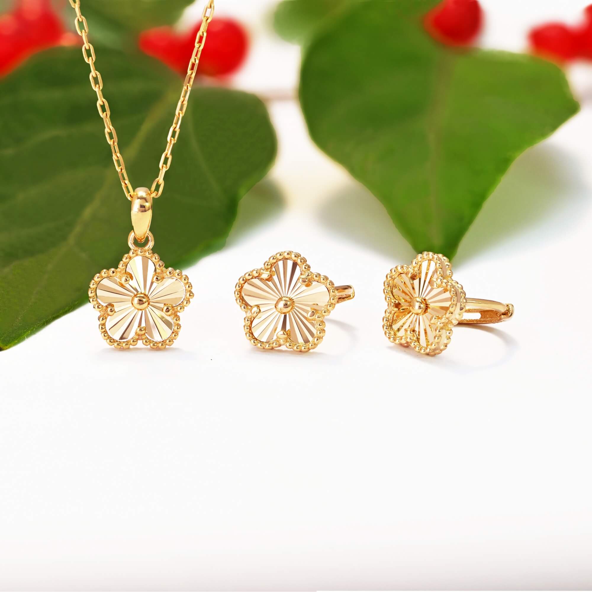 Solid Gold Jewellery Sets | Timeless Elegance & Sophistication - Evelyn ...