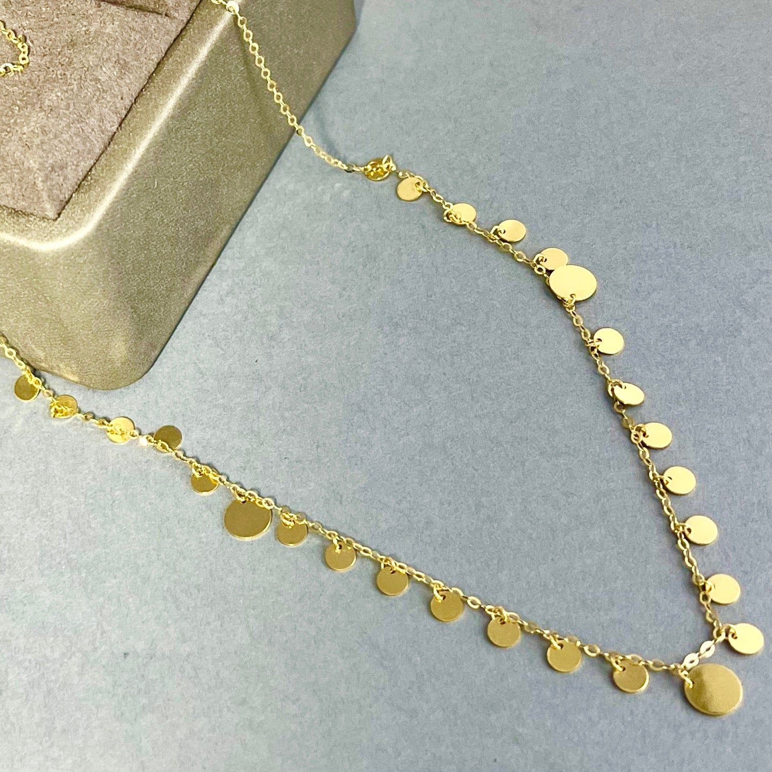 Dainty Choker Necklace Gold Sparkle and Elegance in Solid 18k Evelyn Gold Jewels